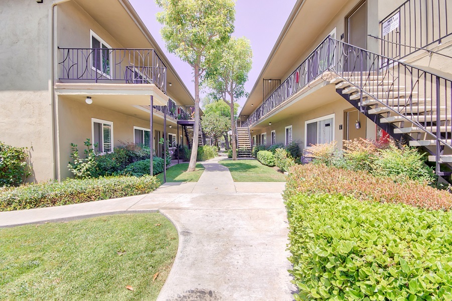 Highlander Pointe La Habra, CA | Welcome Home