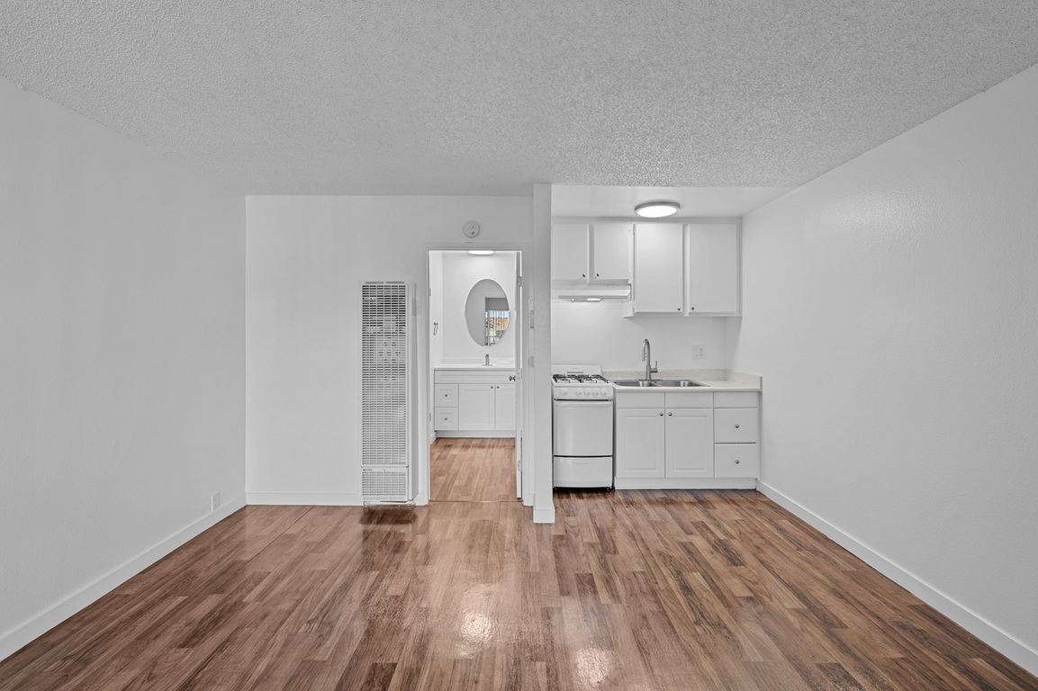 Park Plaza Bellflower, CA | Welcome Home