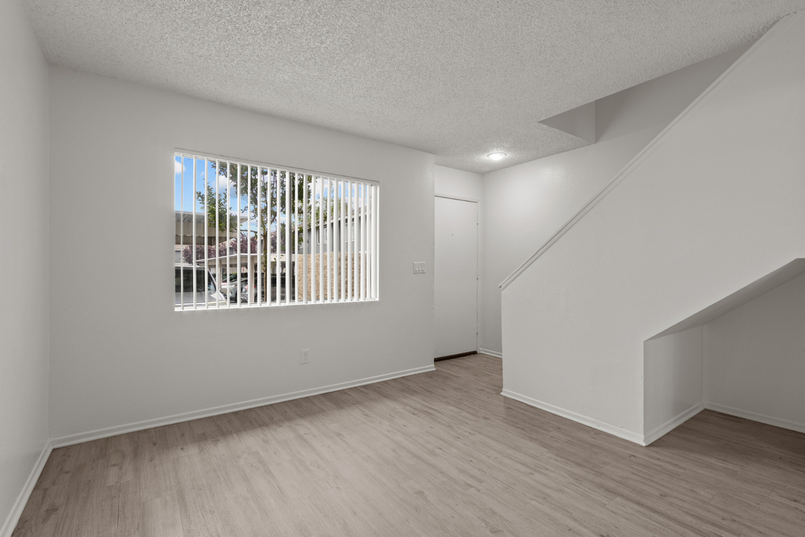 Apartment Hemet, CA | Park Place Town | Location