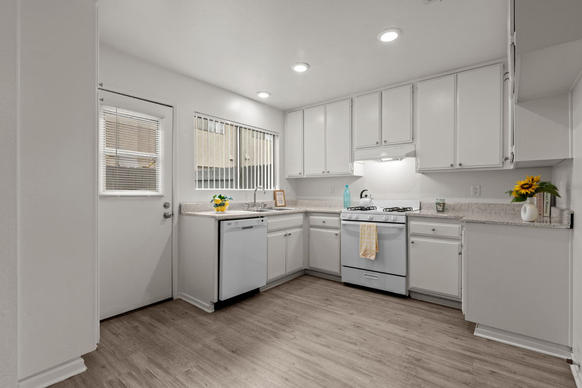 Apartment Hemet, CA | Park Place Town | Location
