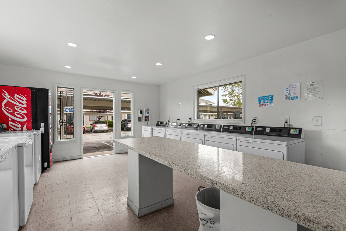 Apartment Hemet, CA | Park Place Town | Location